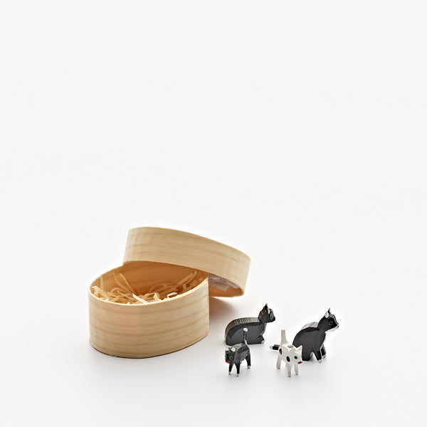 Dregeno Cat Family in Box – Heath Ceramics